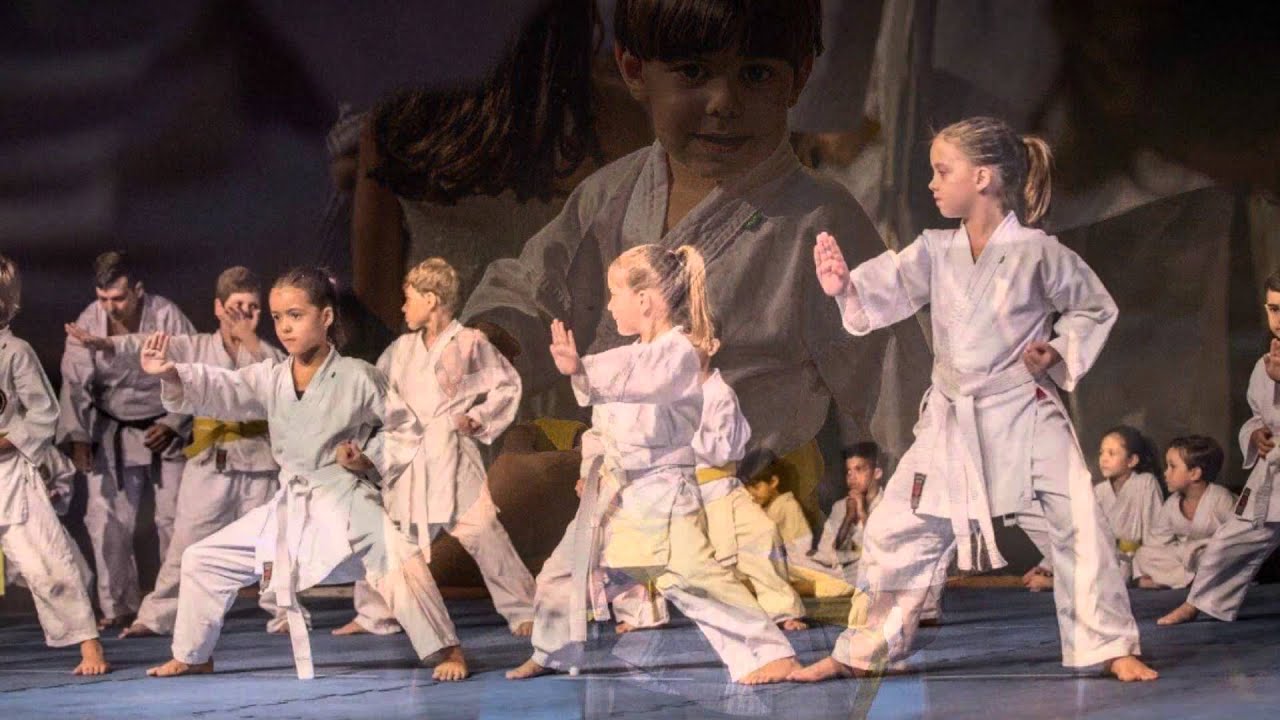 Exame de Faixa de Karate (04/12/2015) - Dojo Kanashiro - YouTube