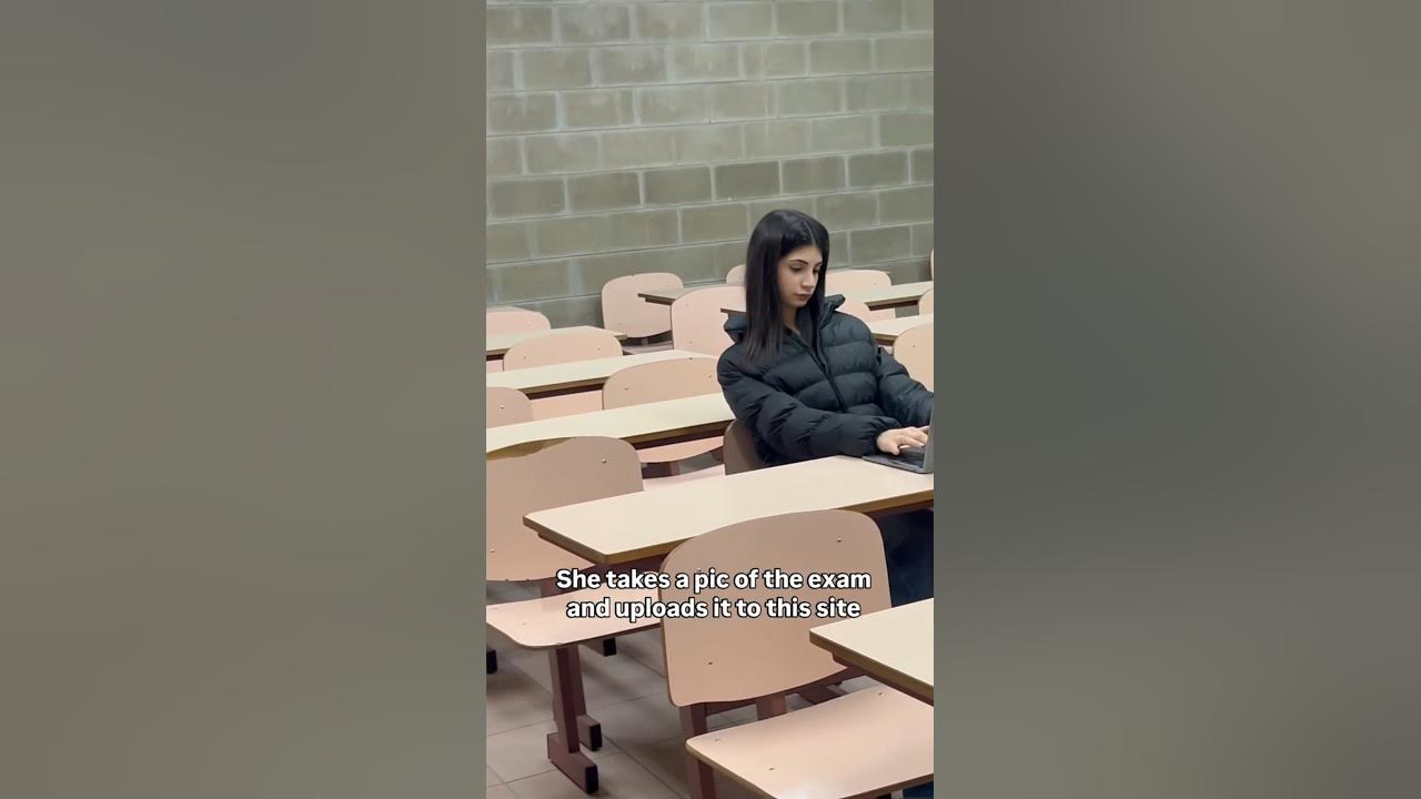 Yeh coder future se aayi hai😱#codergirl #futuretech #ai #code #program #aiforstudents # ...