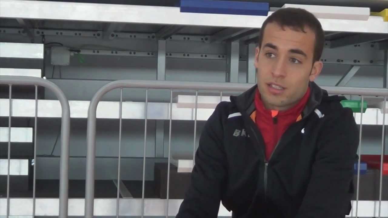 Pregunta comprometida - Iván Fernández Anaya (HD) - YouTube