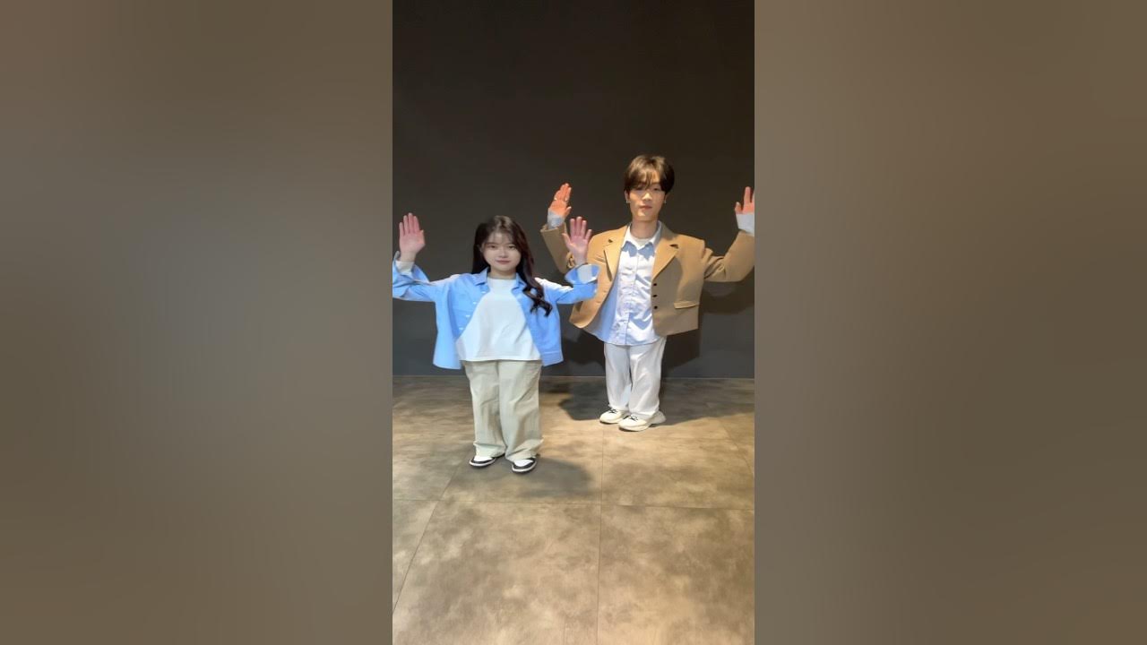 이게 무슨 춤인지 아는 사람?🙋🏻‍♂️🍫 #웡카 #움파룸파 #wonka #oompaloompa - YouTube