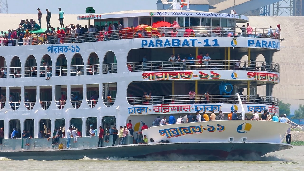 Passenger Vessel MV Parabat 11 going to Barisal with Overcrowded ...
