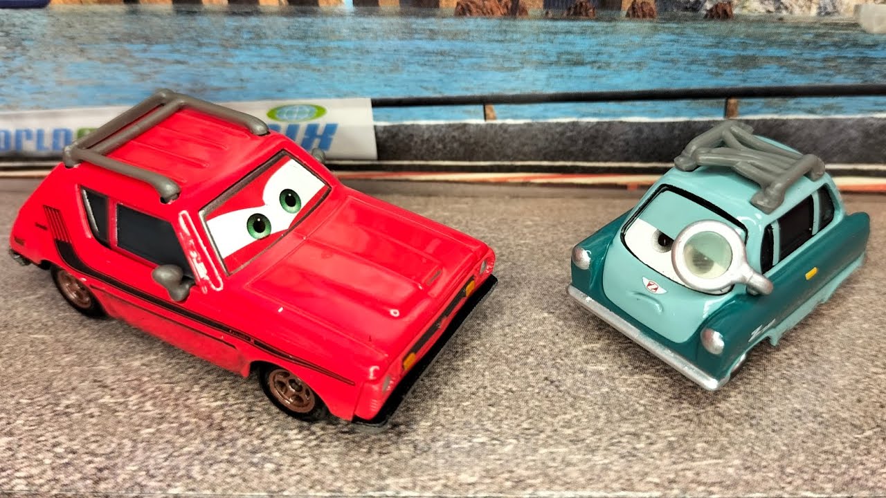 Disney Cars 2 Tyler Gremlin & Profesor Z (Unboxing) Spanicars - YouTube