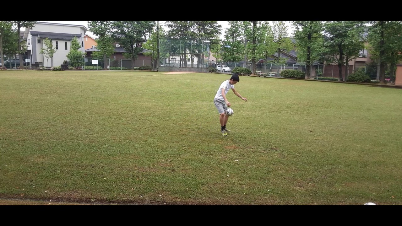 42 year-old boy football lift technique - YouTube