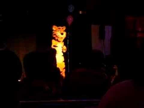 Rory sings 'tiger rock star' - YouTube