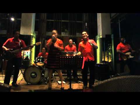 Batara Band Bali - Rolling In The Deep - YouTube
