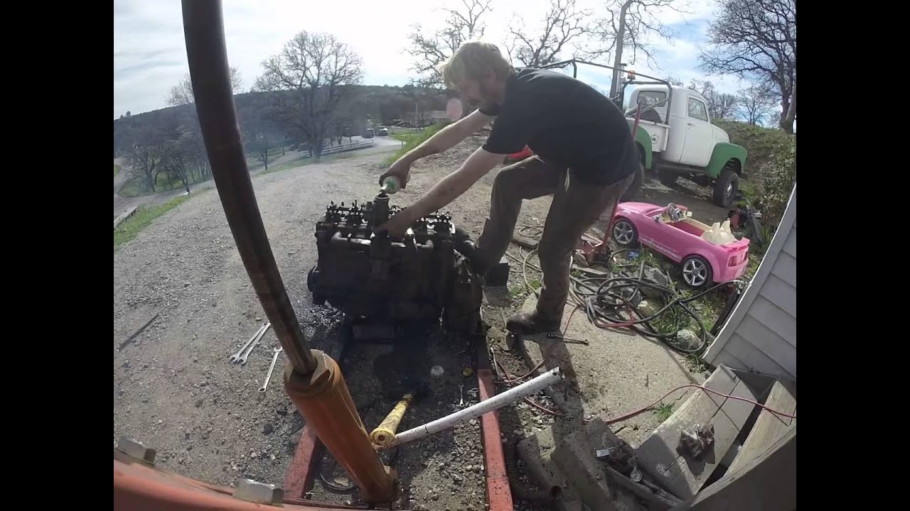 GMC 228 Crusty Start With Fire - YouTube