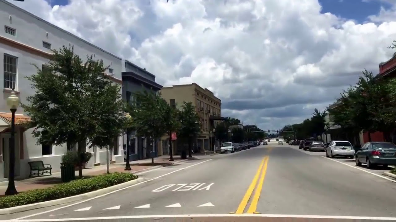 Sebring's Downtown, Florida - YouTube