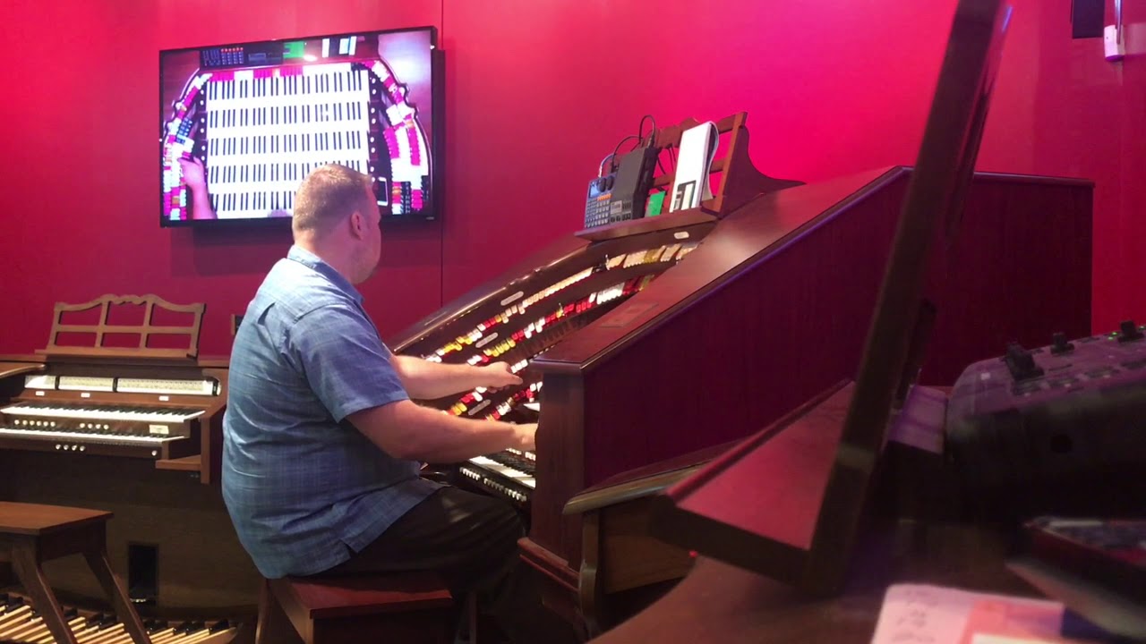 Dean Rosko Pipe Organ Concert at Allen Organs Chicago - YouTube