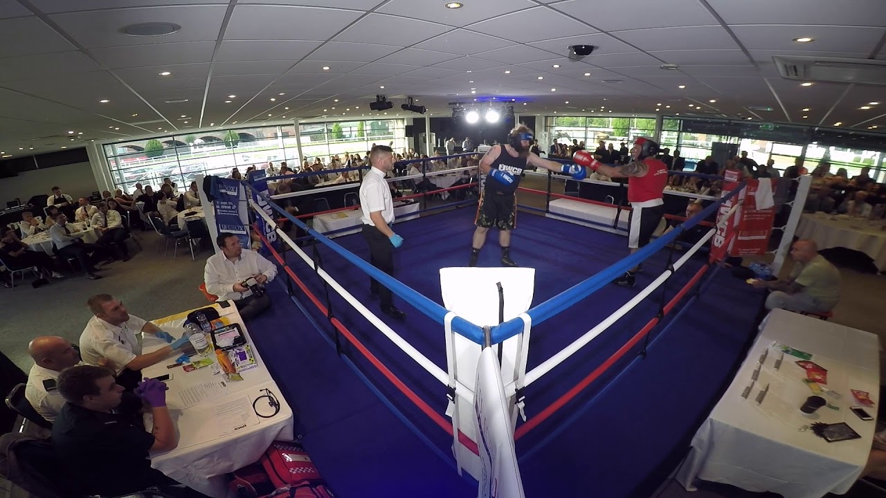 Ultra White Collar Boxing | Chester | Aimatis Kazancevas VS Ash Poole ...