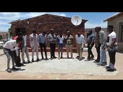 Lion Gwangwa ft Black Rock-- Se gopole boikgantsho baka - YouTube