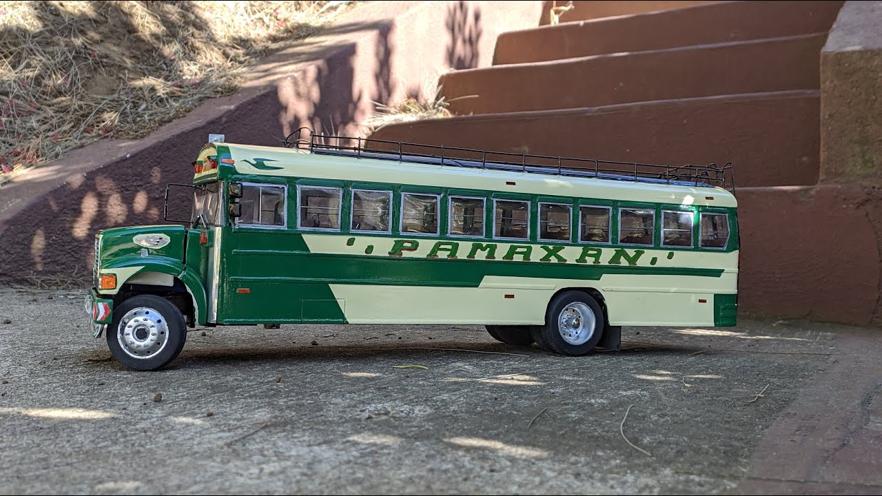 Blue Bird / International 3800 hecho a mano - YouTube