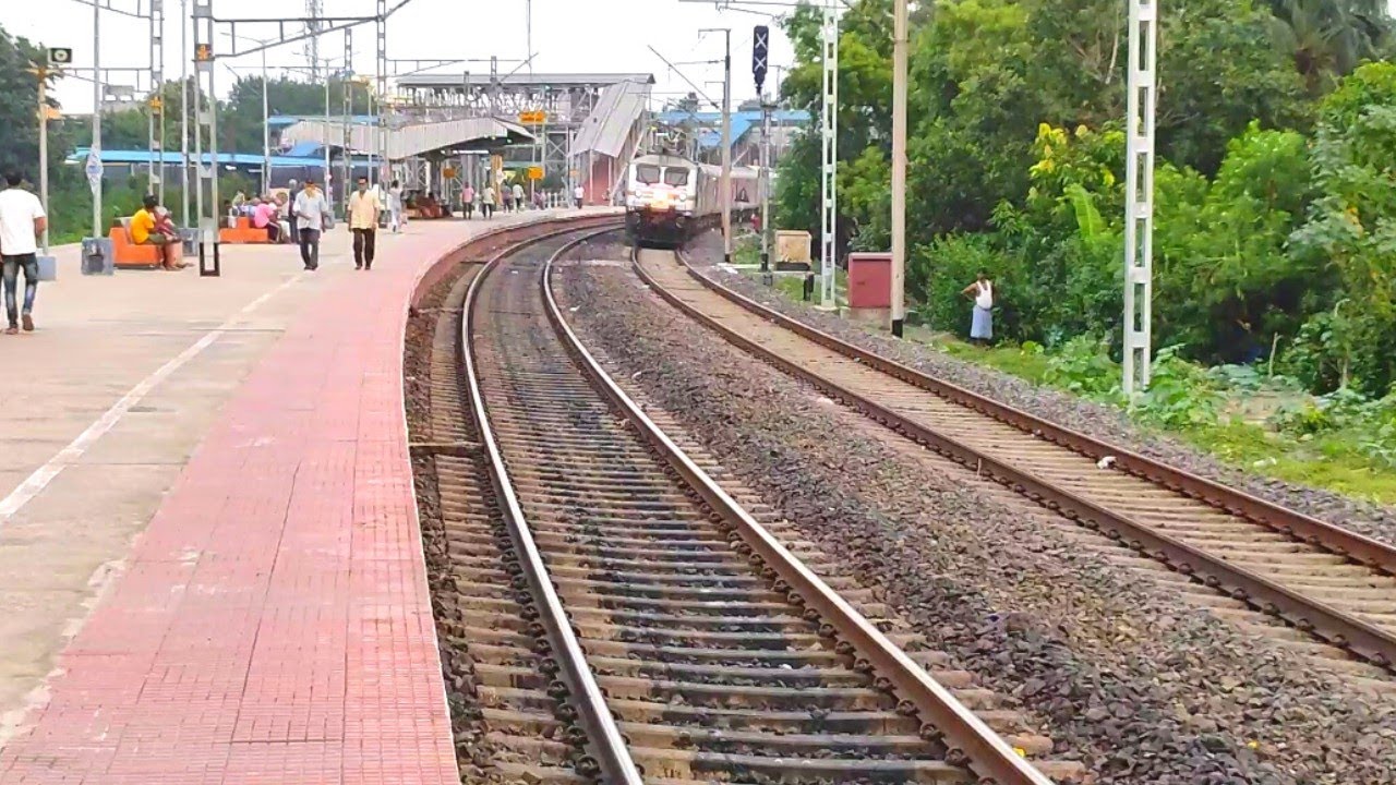 Train Approaching With Unique & Horrible Sound & Moderate Speed. - YouTube