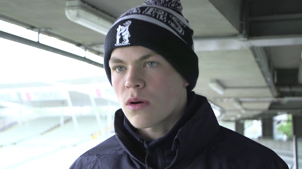 Championship: Henry Brookes on Bears start - YouTube