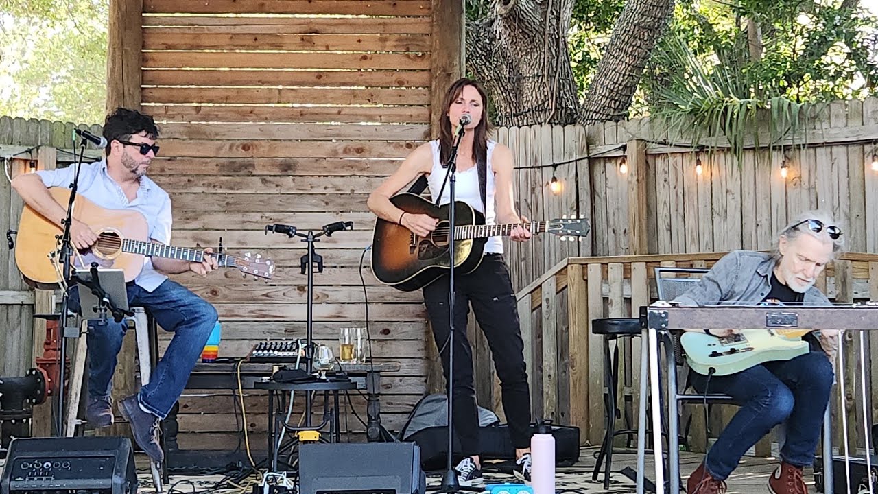 Rachel Lynn , Steve Connelly and Matt Frick play Night Flyer by Allison ...