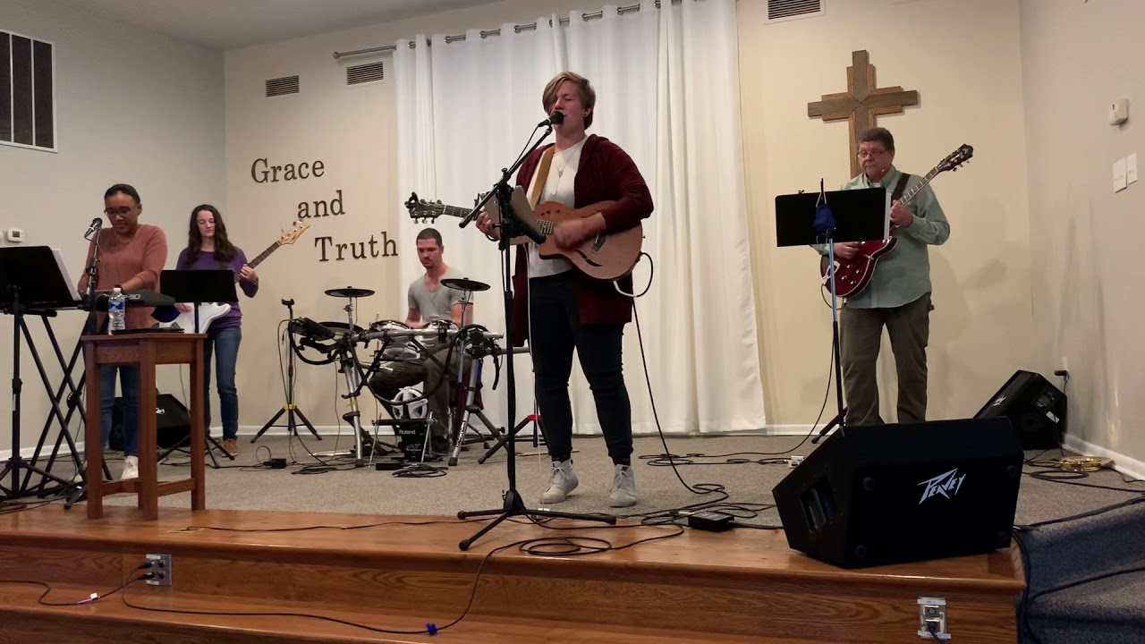Holy Moment // Brooke Detweiler - YouTube