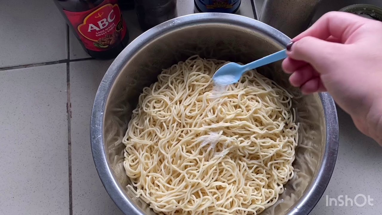 Resepi Mee Goreng Paling Mudah (Easy Step Cook Fried Mee) - YouTube