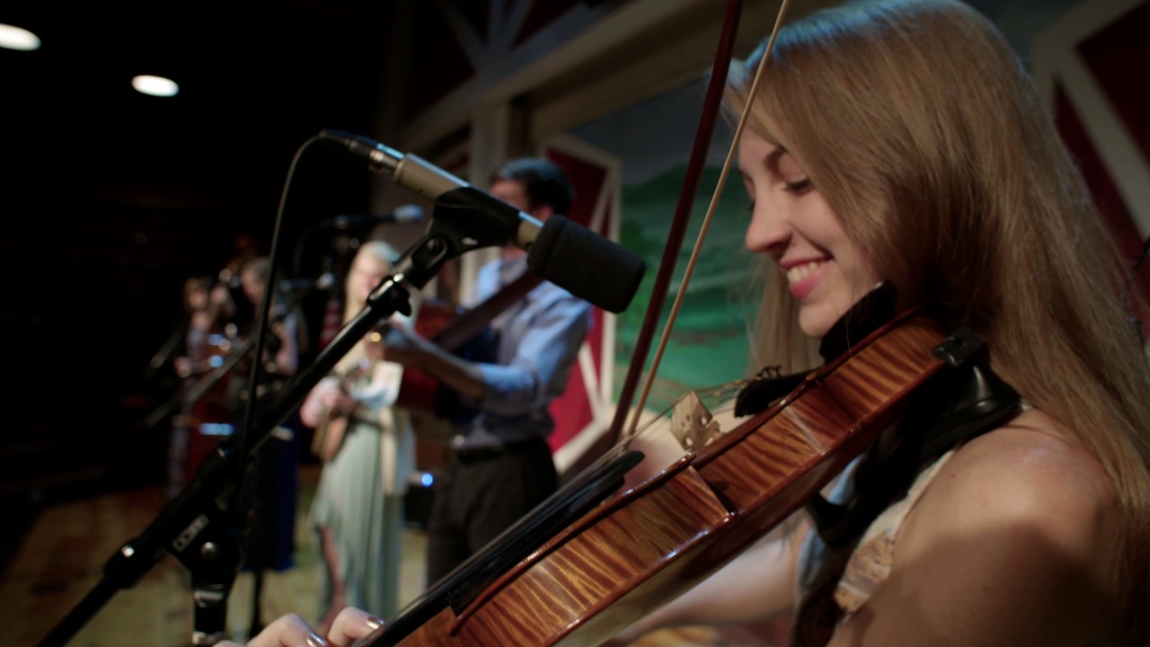 Branson Moments - Petersen Family Bluegrass Band - YouTube