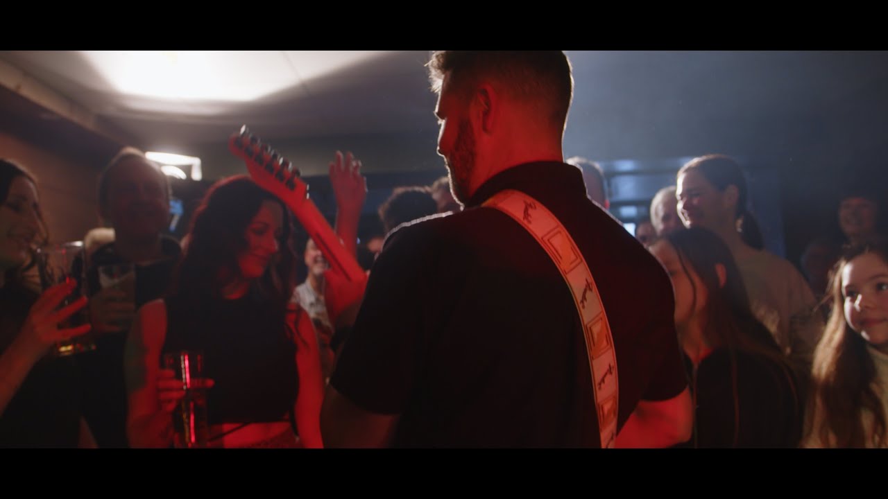 Phil Ireland - Strut (Official Music Video) - YouTube