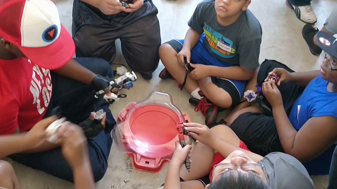 Largest BeyBlade Burst WBO tournament in New York at Brooklyn Zoo. 6.30 ...