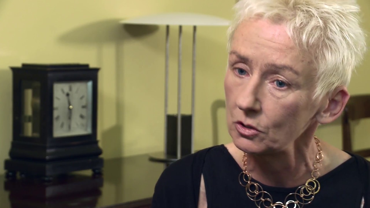 Muriel Gray - British Museum - YouTube