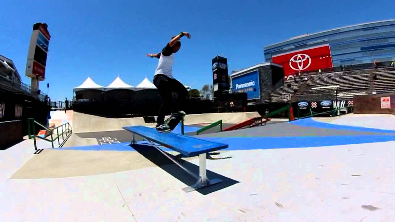 Samarria Brevard X Games 2012 women's street - YouTube