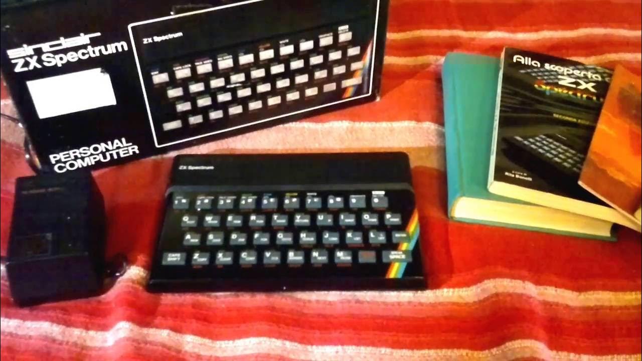 SINCLAIR ZX SPECTRUM 48K AND HIS USERS MANUALS - YouTube