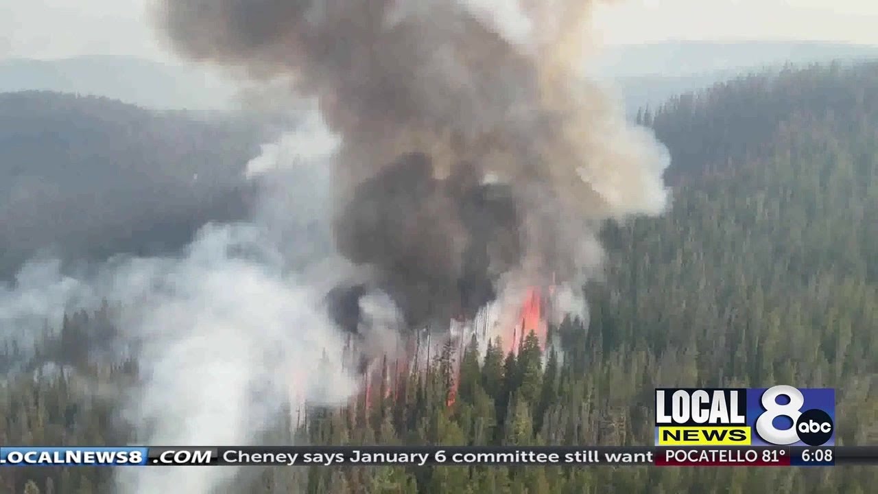 Moose Fire mapped at 89,344 acres - YouTube