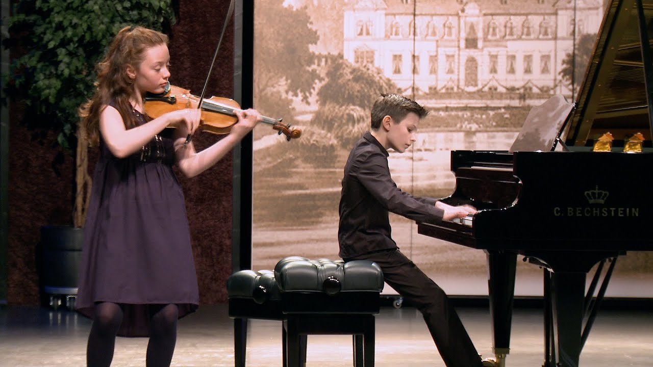 Der Carl Bechstein Wettbewerb 2015 - YouTube