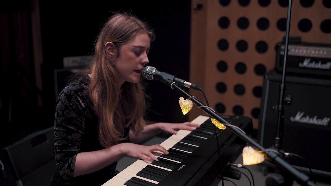 Feeling Good Cover-Katie Wills Music - YouTube