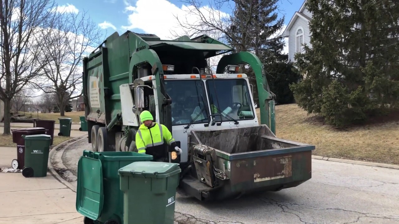 Waste Management Mack LE Carry Can Garbage Truck - YouTube