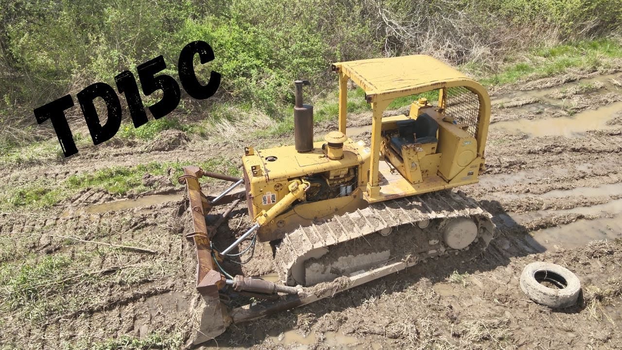 International TD15C Dozer Maintenance: Oil & Air Filter Service - YouTube