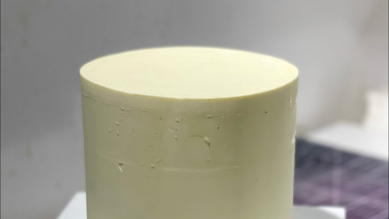 Mastering covering a cake with White Chocolate Ganache | Step-by-Step ...