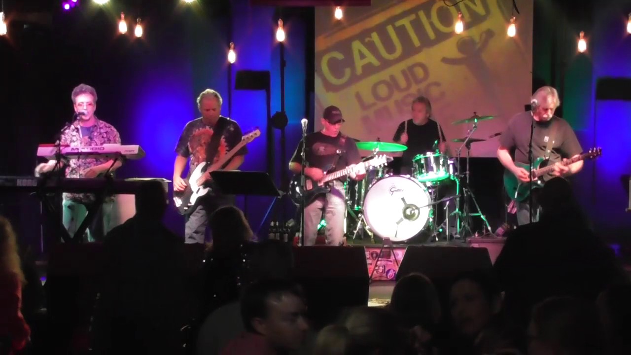 The Solano Project: Addicted To Love - YouTube