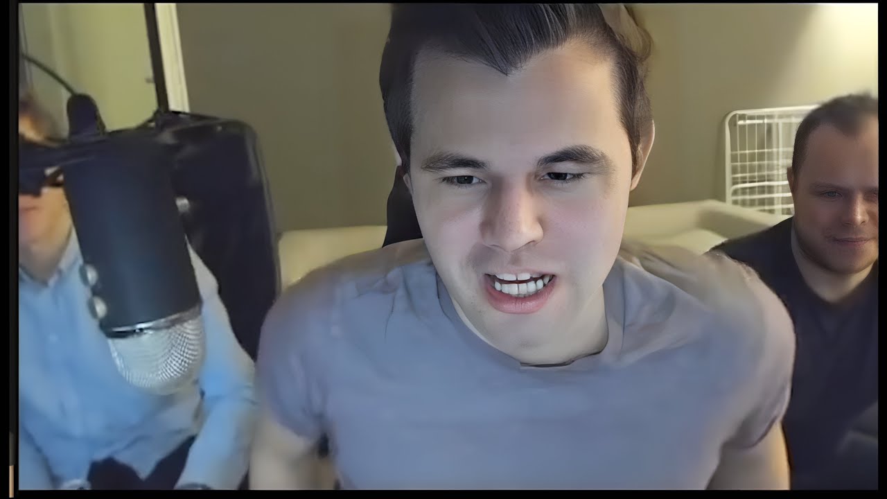 OPPOSITE COLORED ROOKS! - YouTube