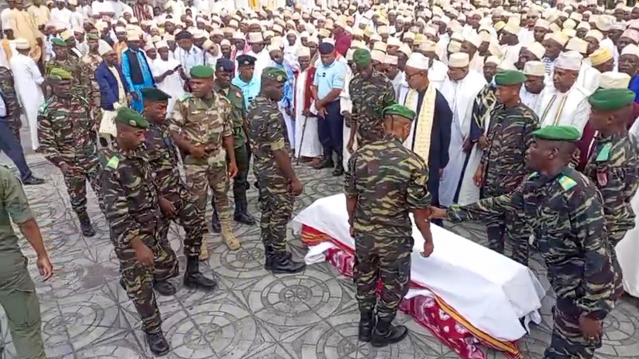 Batsa Itsandra : Madziho ya Lieutenant Youssouf Mohamed Moimbani - YouTube