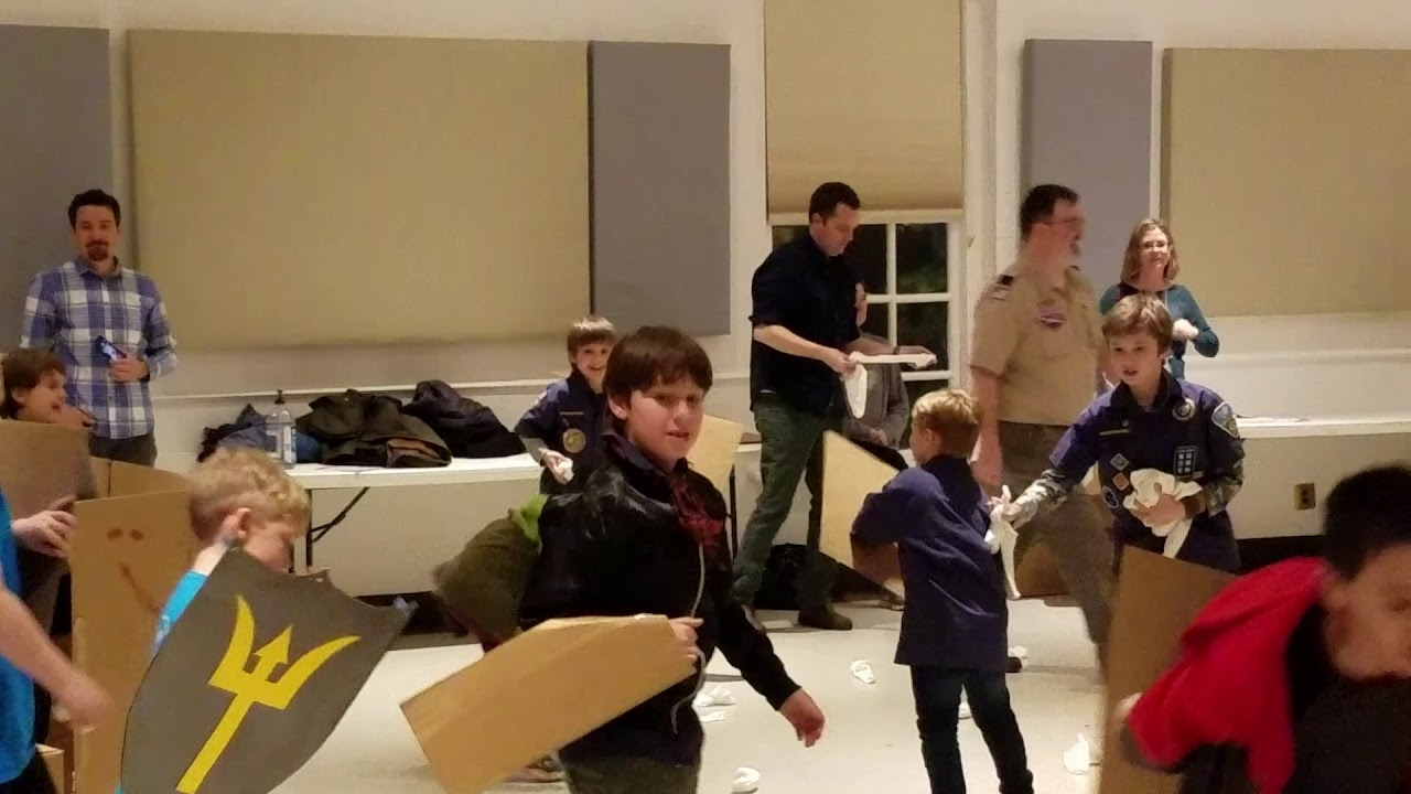 Cub Scout Sock Fight - YouTube