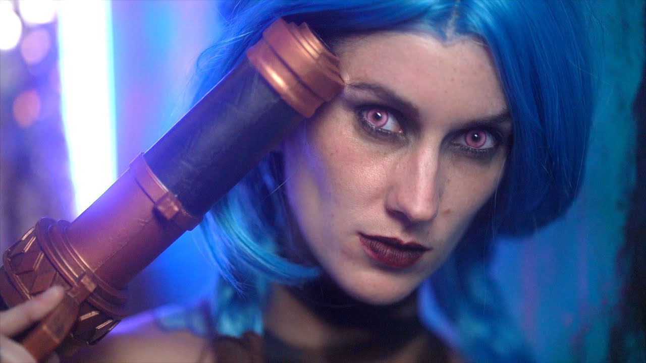 Arcane Body Painting Jinx Cosplay (artistic nudity/documentary) - YouTube