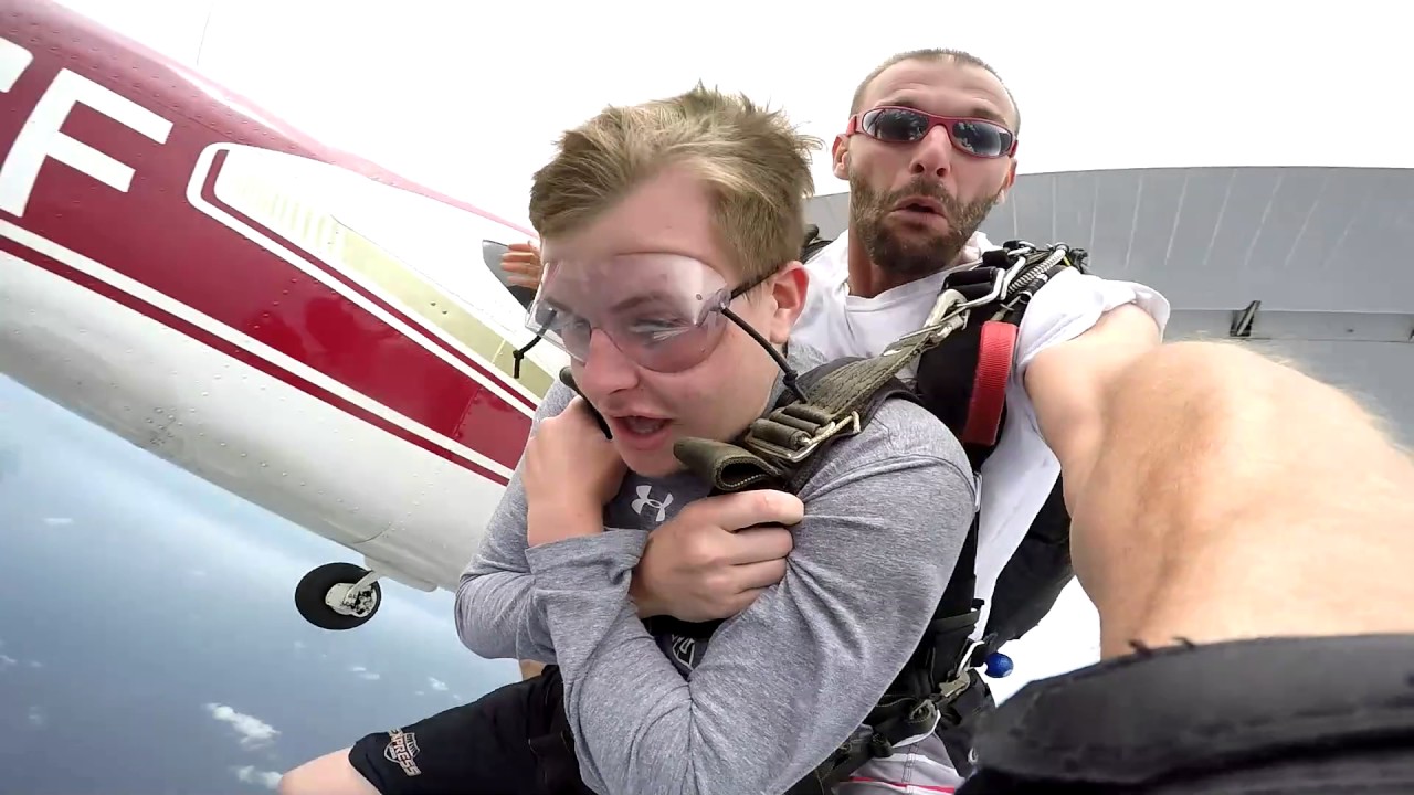 Harrison Levy at Skydive OBX - YouTube