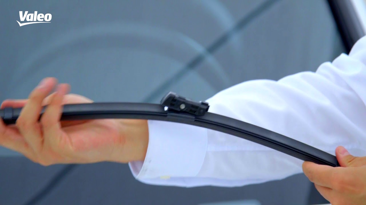 Valeo Ultimate Beam Original Wiper Blade: Push Button Narrow Arm ...