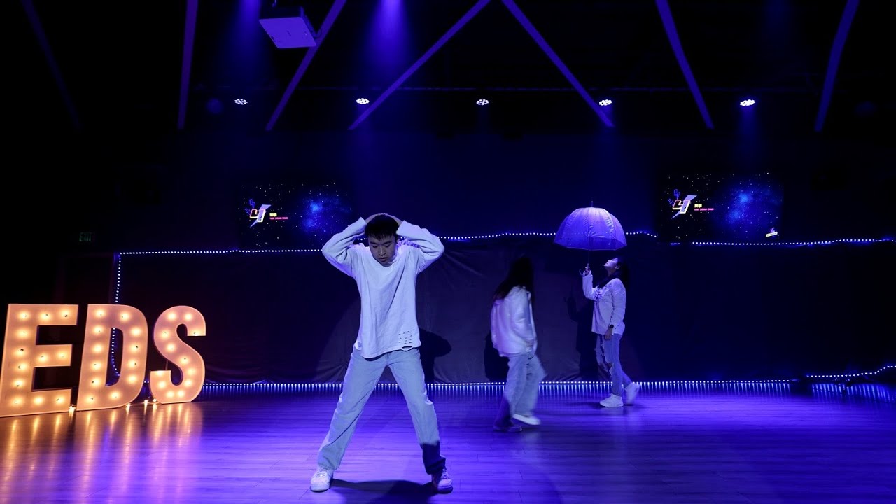 [EDS FAM SHOWCASE] Dace Cover | 暴雨 - 董唧唧 | Alex Choreography - YouTube