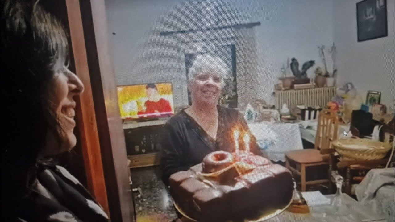 Μαμά είναι μόνο μία. Χιλιόχρονη ...το χρόνο που δεν τον έχεις δουλεψεις ...