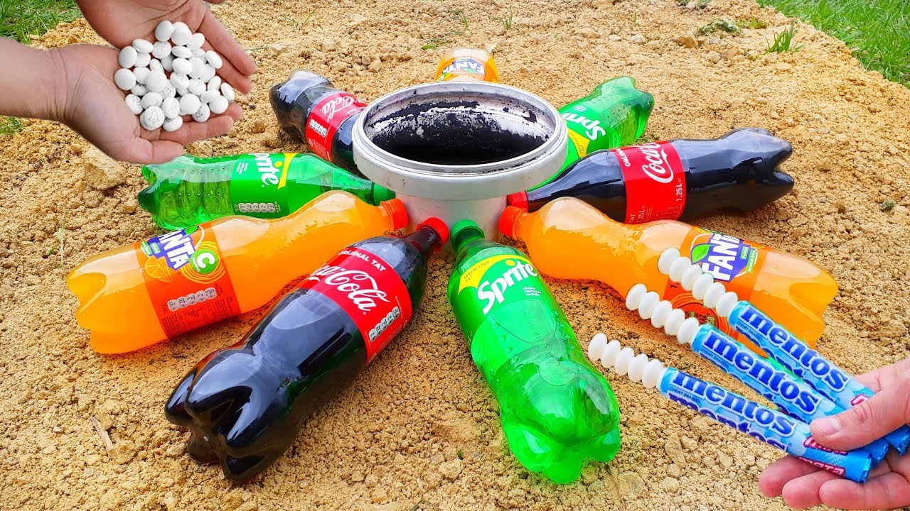 EXPERIMENT: BAKING SODA EXPLOSION VS BALLOON #experiment #science - YouTube