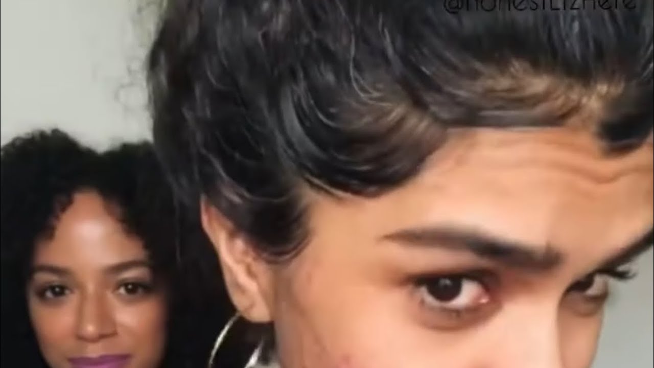 How to do EDGES on curly hair - YouTube