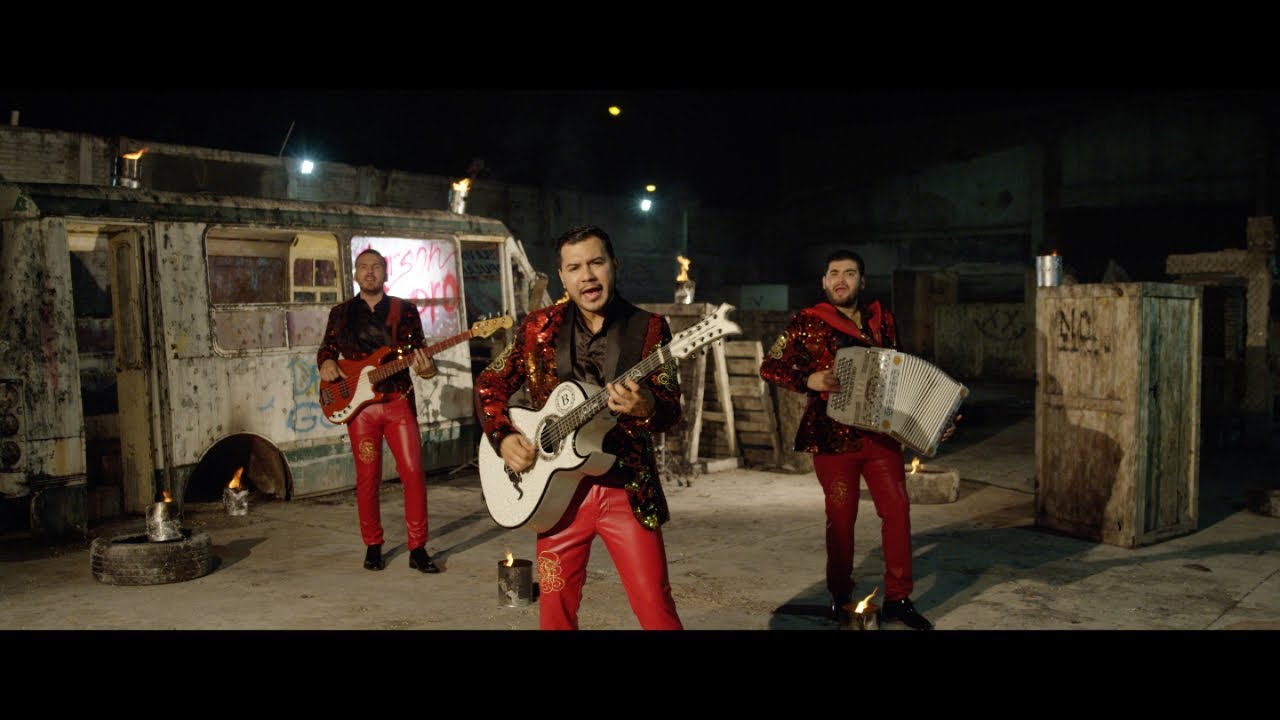 Grupo Fernandez - El de La Nissan (Video Oficial) 2018 - YouTube