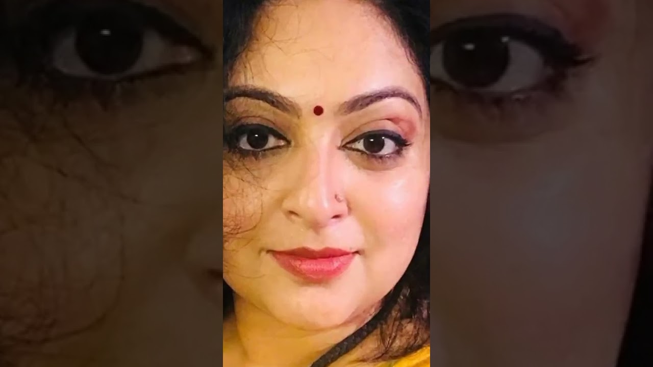 Actress Reshmi Soman Spicy Lips Closeup - YouTube