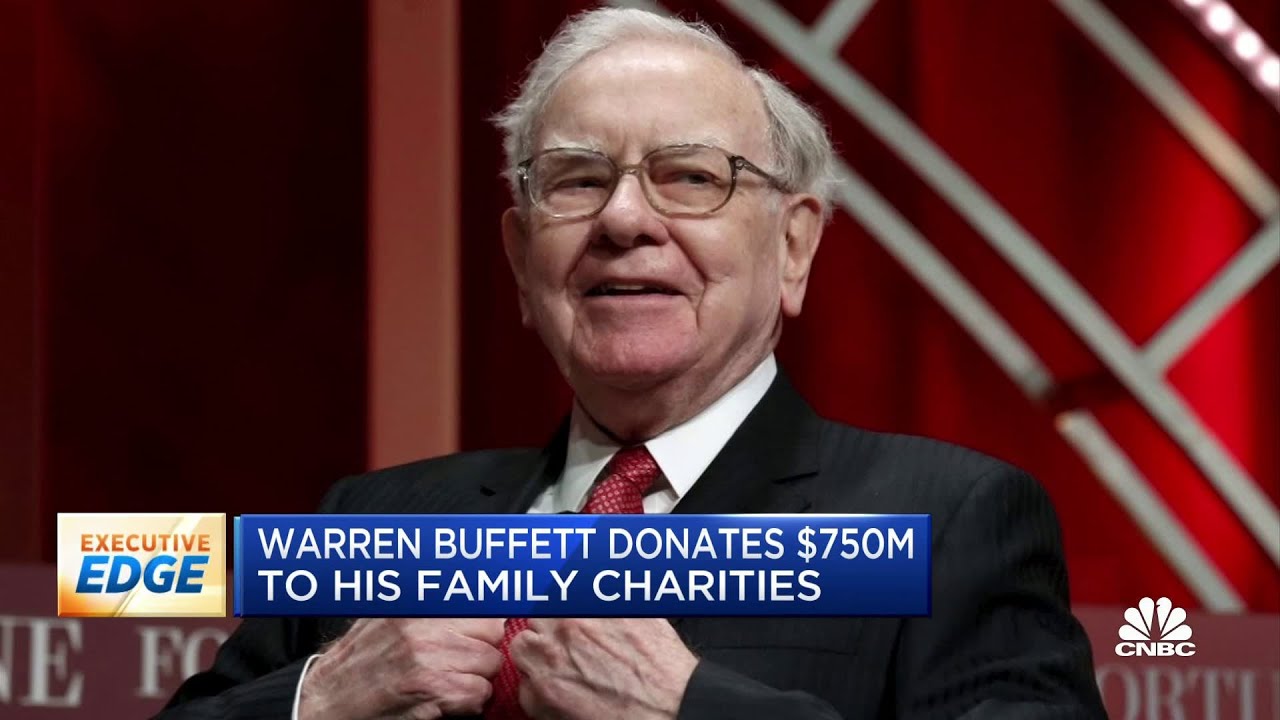 Warren Buffett donates $750 million to his family charities - YouTube