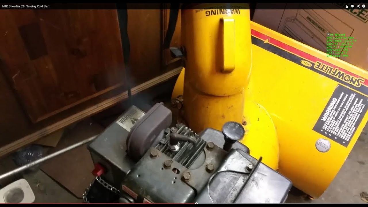 MTD Snowflite Snow blower 524 Smokey Cold Start 20F - YouTube