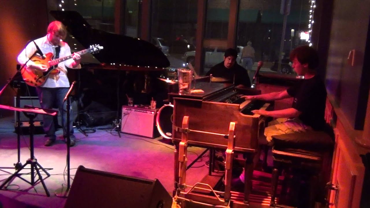 Blue Monday Organ Jam - YouTube