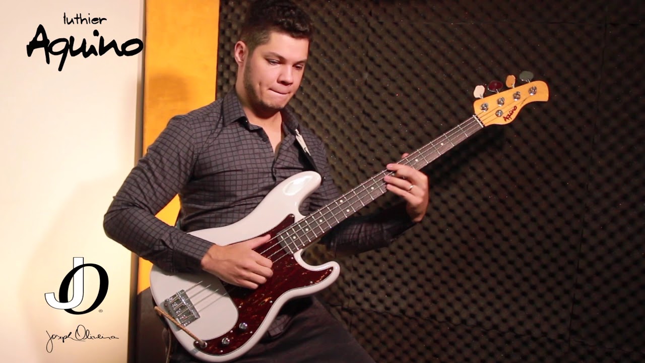 Precision Bass AQUINO ONIX - YouTube