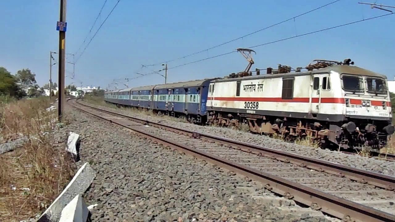 Grand Trunk aka GT Exp with Royapuram WAP 7 Rushes Near Misrod - YouTube